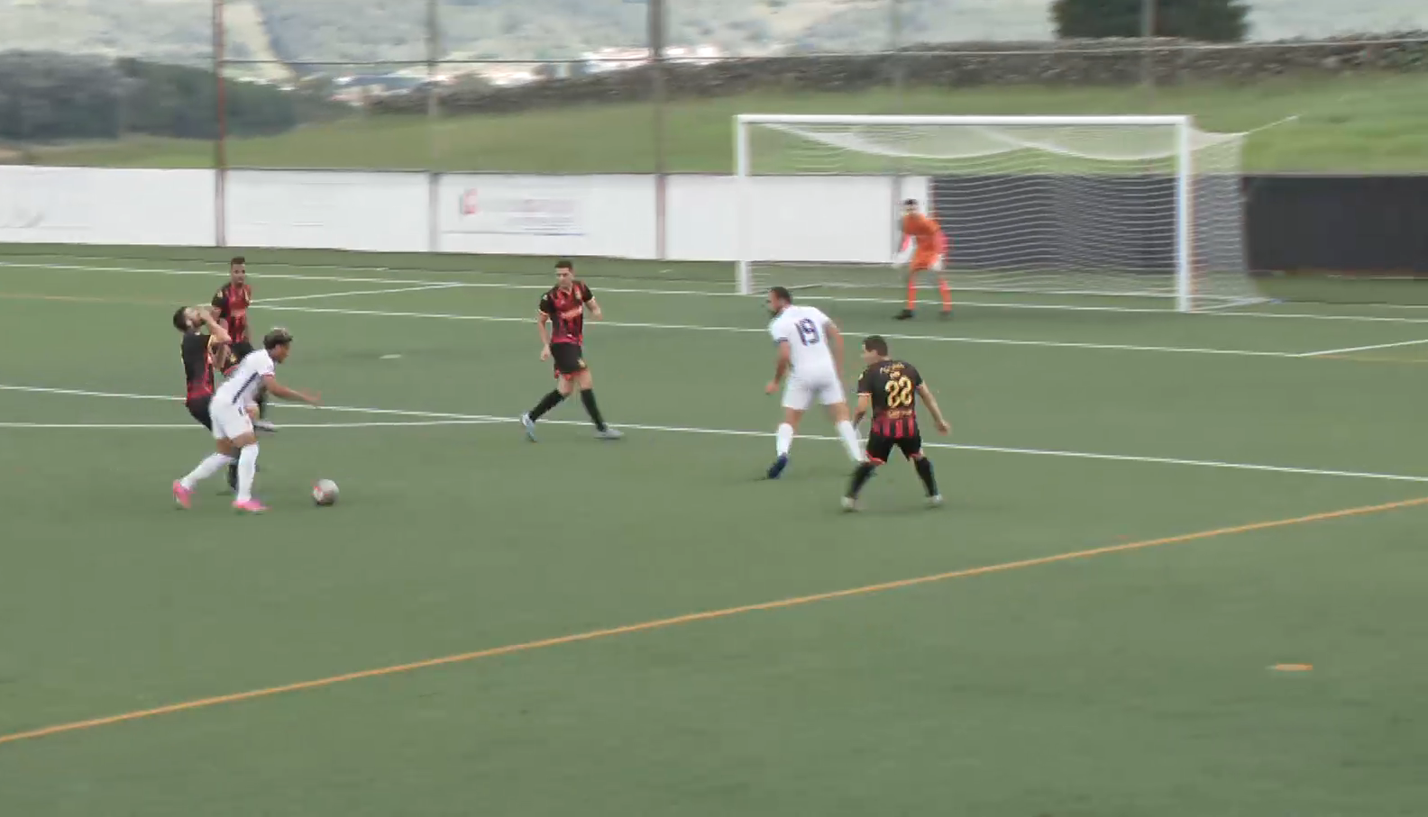Fontinhas venceu ao Gouveia por 2-0 - RTP Açores