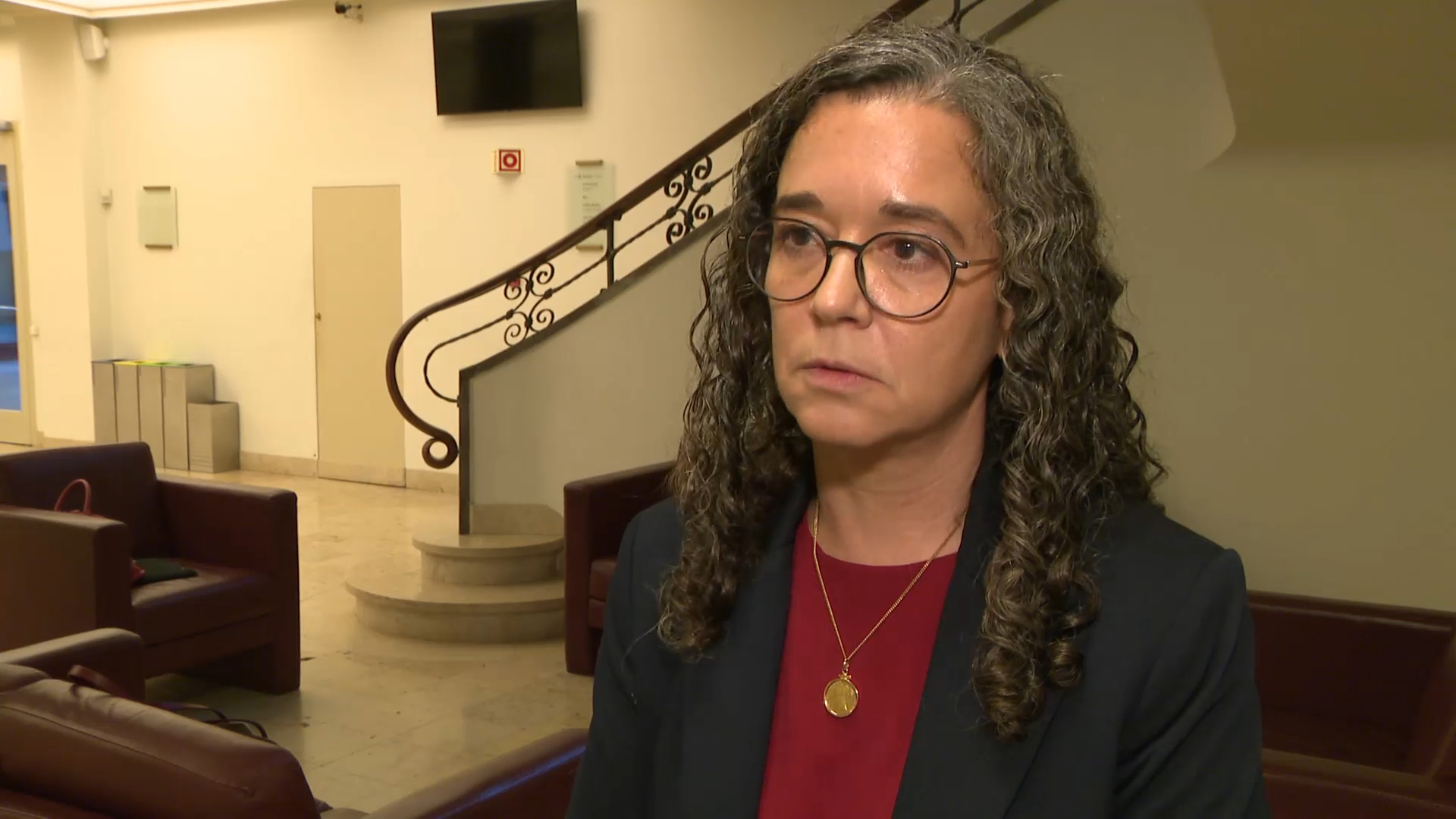 Escola Ponta da Ilha: Sofia Ribeiro diz que obras são competência ...