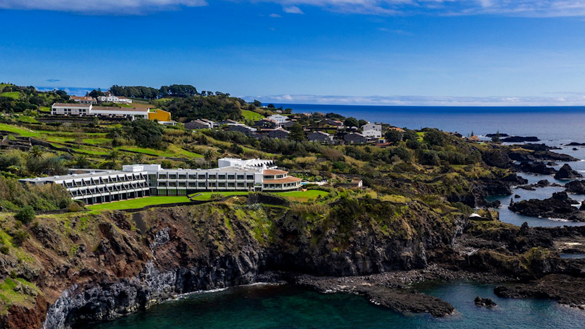 Grupo Bensaude adquire Hotel Caloura - RTP Açores