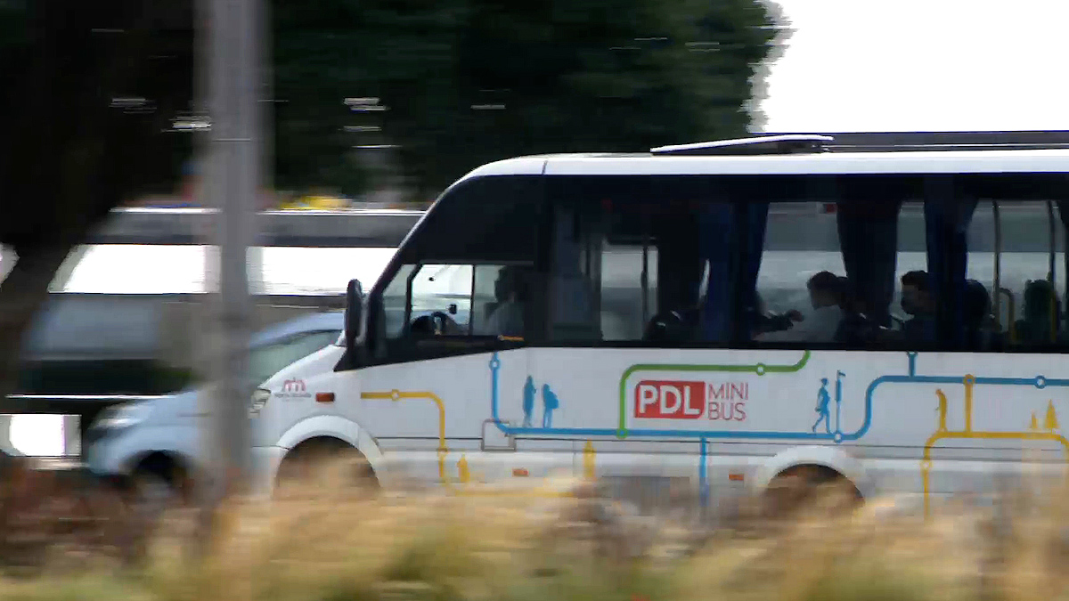 Rede Mini Bus de Ponta Delgada com crescimento exponencial - RTP Açores