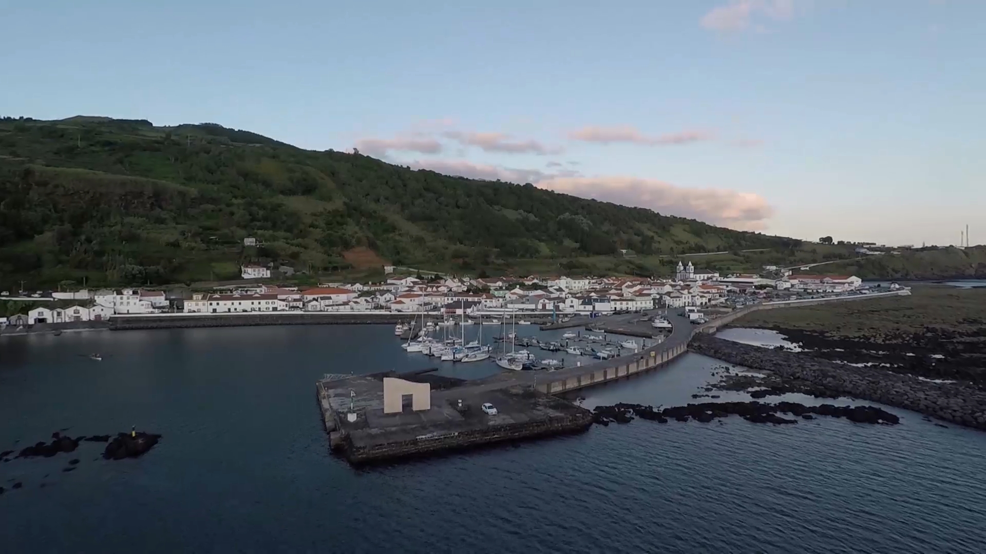 Autárquicas 2025: Câmara das Lajes do Pico disputada por 3 candidatos ...