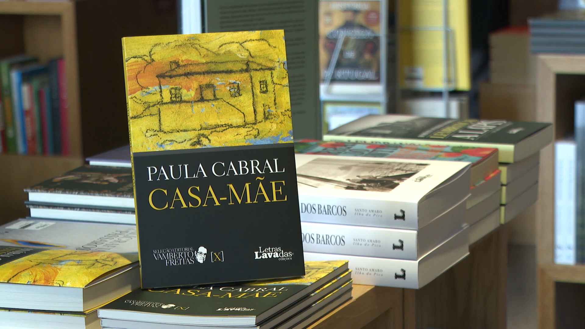 'Casa-Mãe': Paula Cabral lança obra que explora memórias, emigração e ...