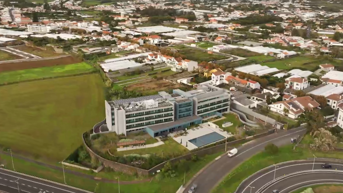 Inaugurado o primeiro hotel do Grupo Marriott nos Açores - RTP Açores