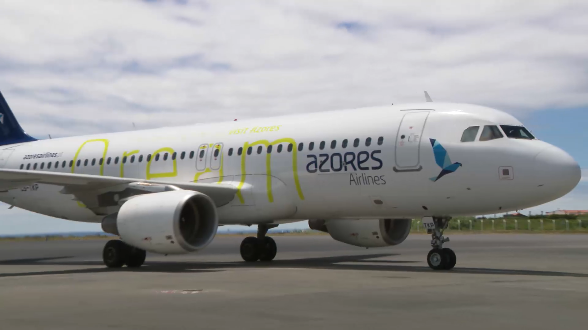 Azores Airlines: Upgrade de software de 5 aeronaves concluído hoje ...